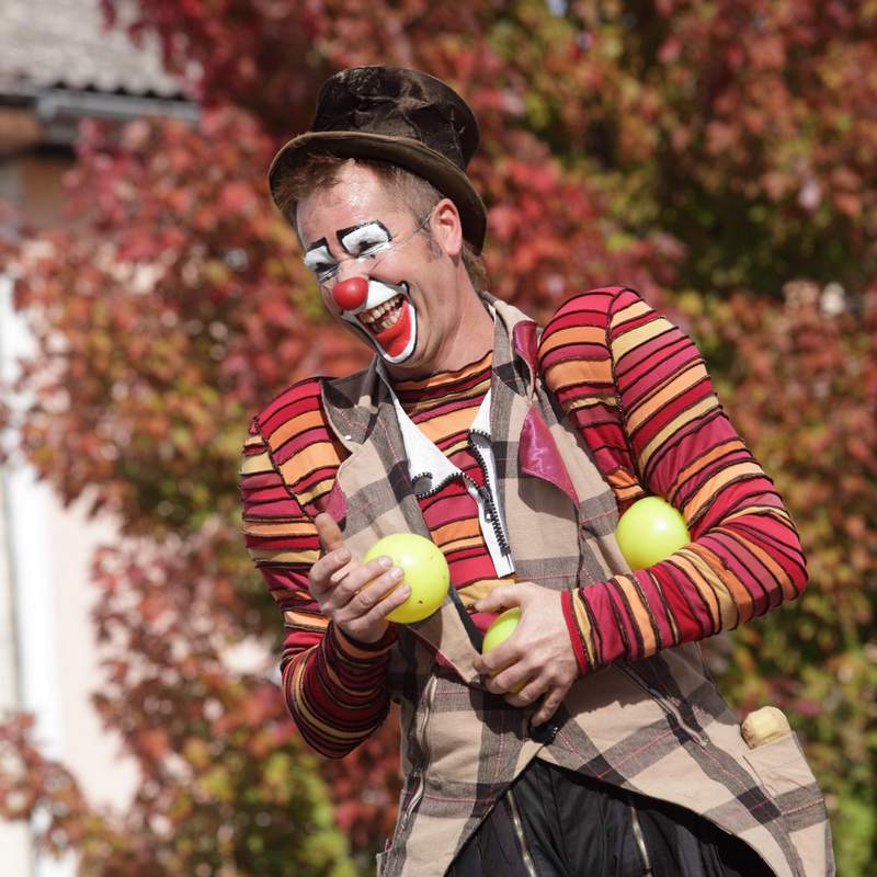 Le P'tit Cirque Ambulant - Cirque Autour